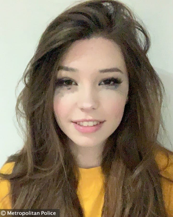 Belle Delphine subió fotos al natural en su Instagram y es bellísima ...