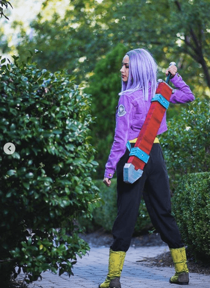 Una cosplayer da vida a Trunks con una caracterización increíble ...