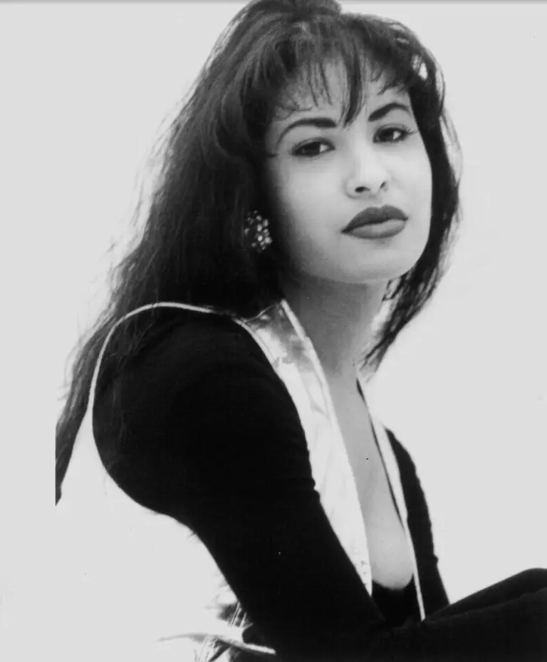 Recordamos cuando volvieron a Selena un personaje de anime | Shows ...