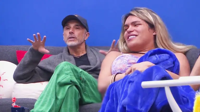 Wendy y Sergio les hacen un resumen a los habitantes de 'La fea más ...