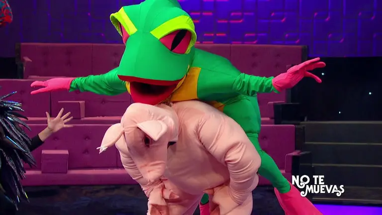 ¡Qué ritmo! Las botargas Disfuncionales de Me Caigo de Risa | Shows Me ...