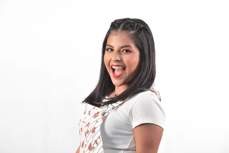 ¿Quién es Ari Albarrán, la nueva hermana disfuncional de Me Caigo de ...