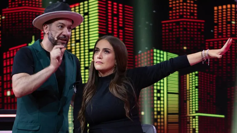 Me Caigo de Risa 2025 Capítulo 10: Danielle Dithurbide le quita la chamba a Faisy en la ...