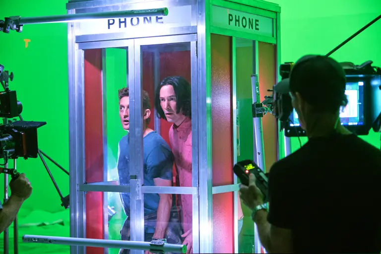 Keanu Reeves y Alex Winter regresan al cine con 'Bill y Ted salvando el universo' | Canal 5 Home ...