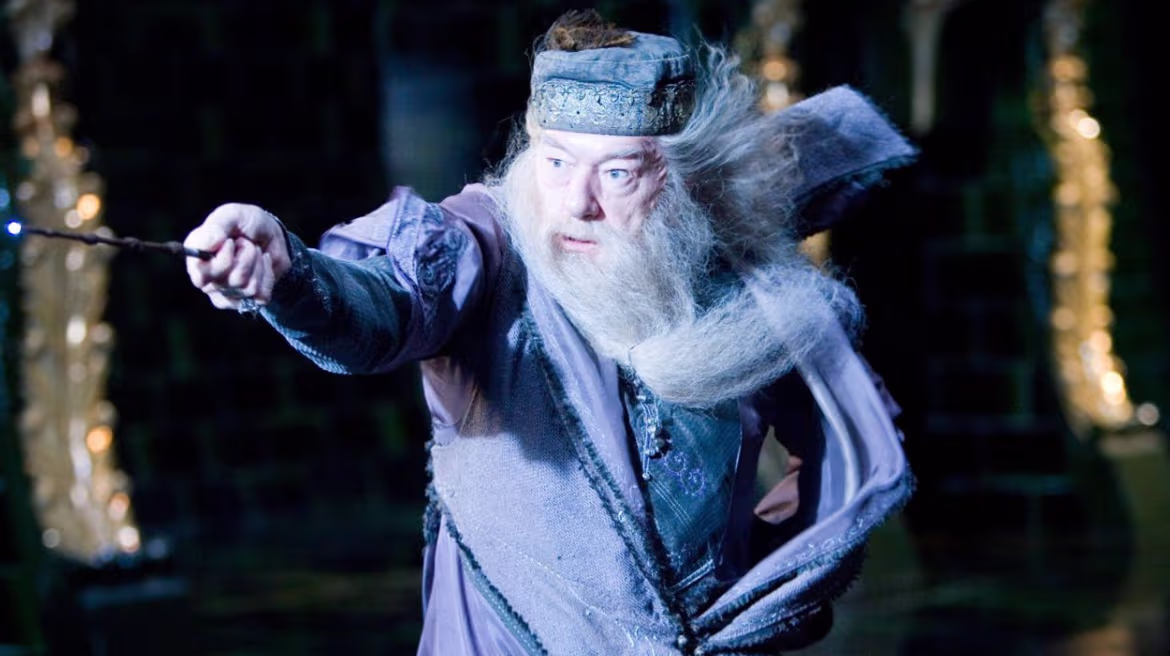 ¿Quién interpretará a Albus Dumbledore en la nueva serie de Harry ...