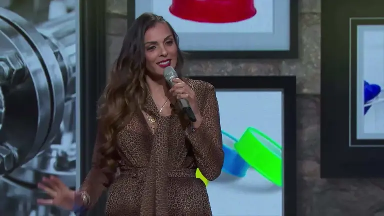 Alejandra Rivera sin censura: Los pedos de ir al baño en casa ajena | Shows DL & Compañía | Canal5