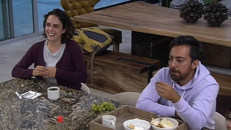 Escena exclusiva: Los Inseparables tienen pesadillas con las apuestas | Shows Inseparables, amor ...