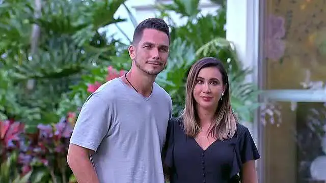 ¿Y les creyeron? Zel y Adrián ponen en duda si llevan más de 15 años ...