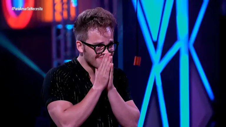 Yurem llora al recordar a su madre | Shows Inseparables, amor al límite ...