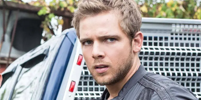 Dylan Massett | Canal 5 Home Series | Canal5