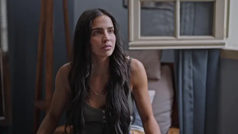 LaLola Temporada 1 Capítulo 5: El diván de Lola | Series LaLola | Canal5