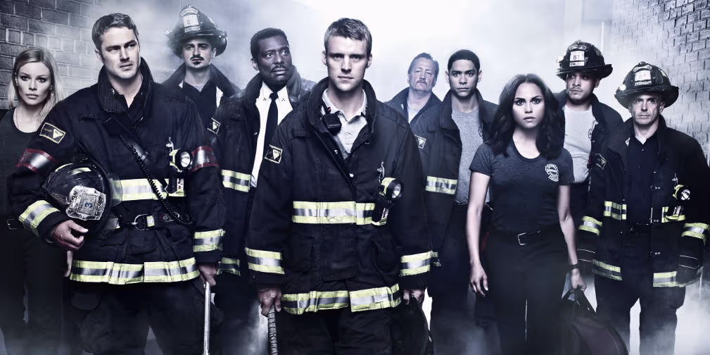Préndete con los bomberos de Chicago Fire | Canal 5 Home Series | Canal5