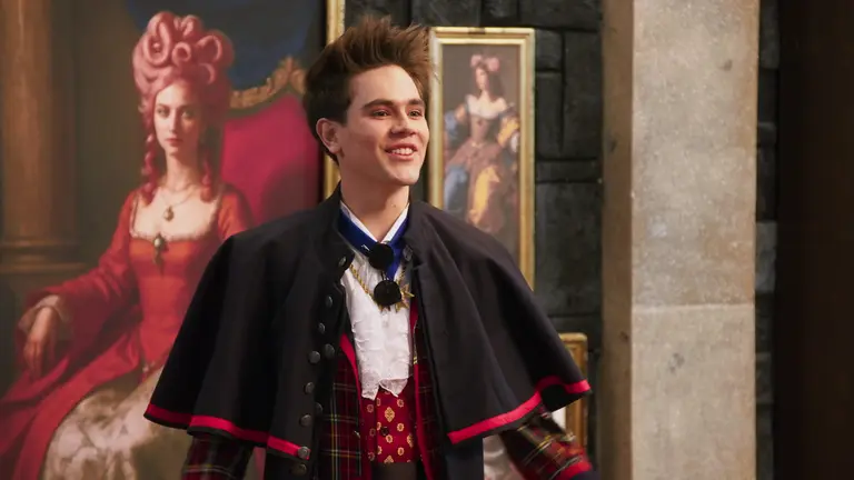 Tomy Zombie Capítulo 29: Un niño sangrón | Series Tomy Zombie | Canal5