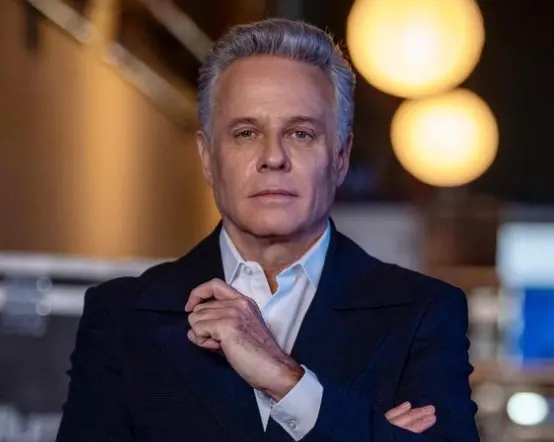 Alexis Ayala posa junto a su hija Roberta ¡y cada. vez se parecen más ...