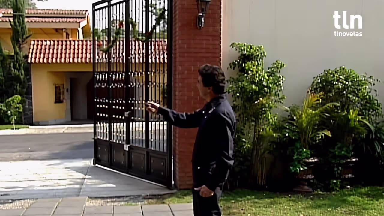 María la del barrio: Luis Fernando abandona su hogar | Shows tlnovelas ...
