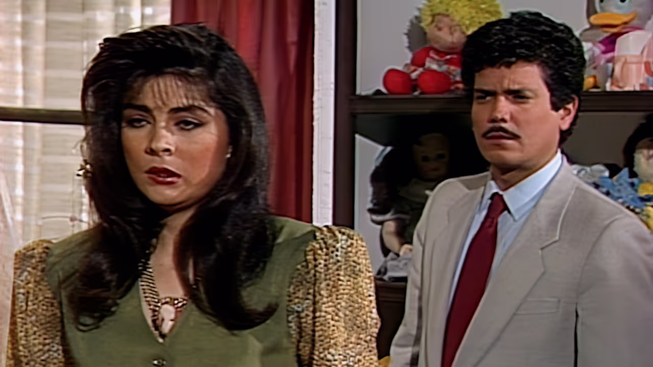 Simplemente María 146: María no quiere volver con Víctor | Shows ...
