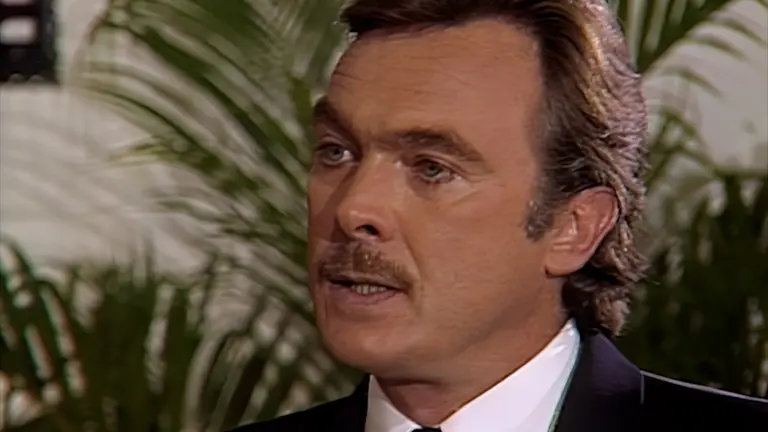 Simplemente María 63 2/2: Gustavo respalda el matrimonio de Laura y ...